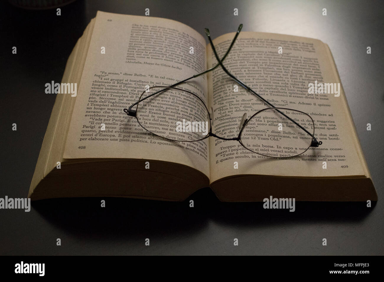 Carta book hi-res stock photography and images - Alamy