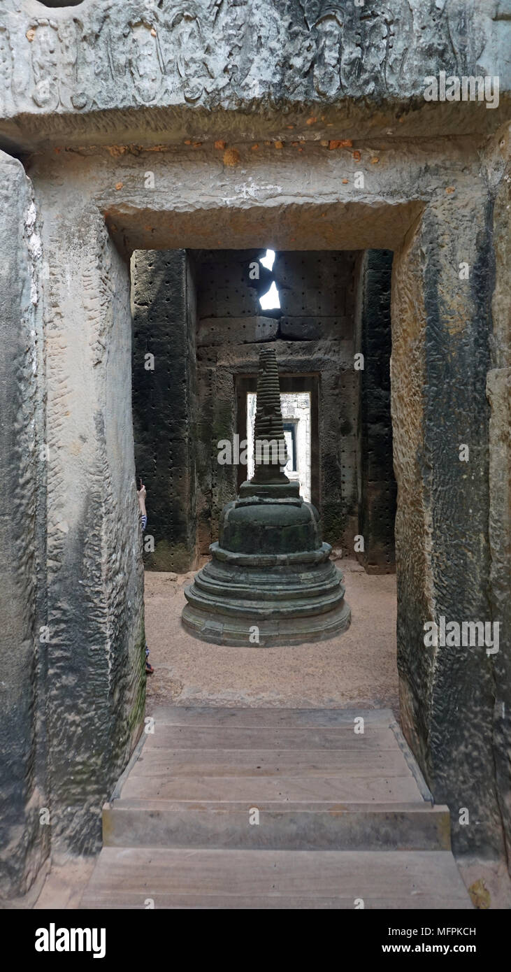 ancient temple complex of ankgor wat in cambodia Stock Photo - Alamy