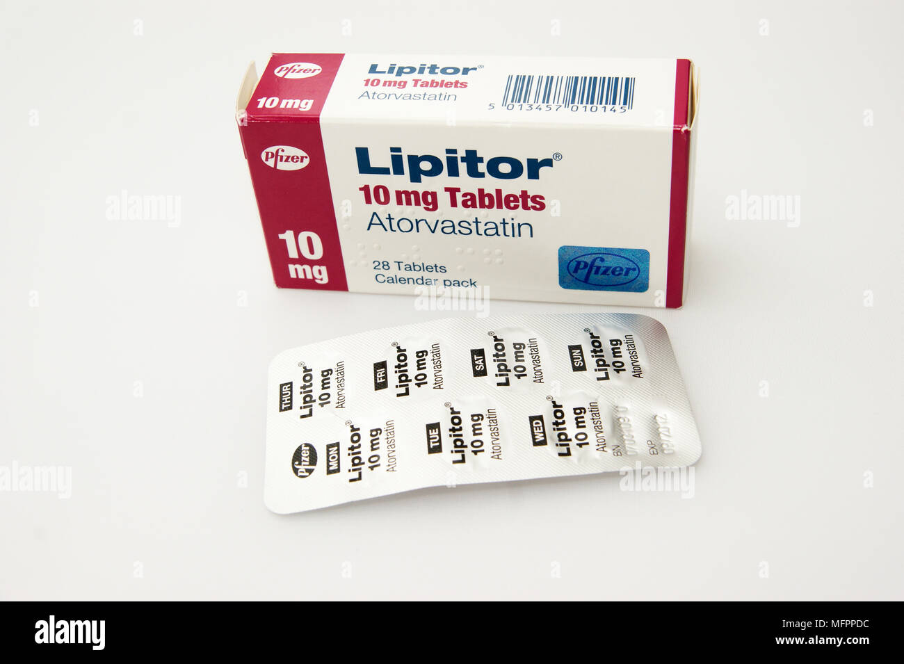 Lipitor tablets known as statins (atorvastatin calcium trihydrate ...