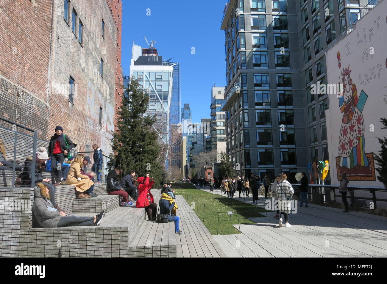 A view from "The High Line", New York's elevated walkway: 1.45 miles of ...