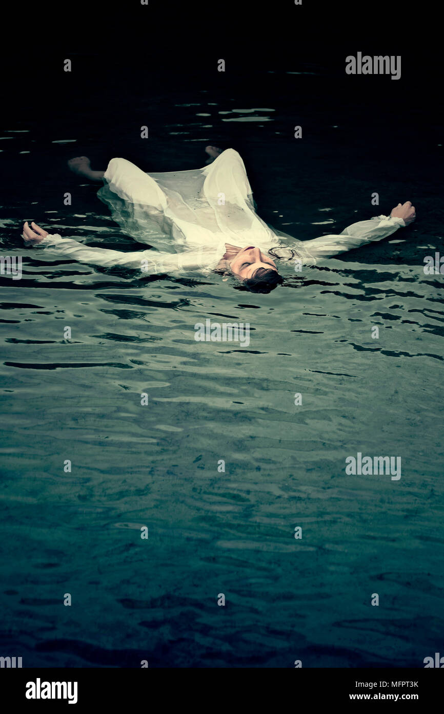 Floating corpse hi-res stock photography and images - Alamy