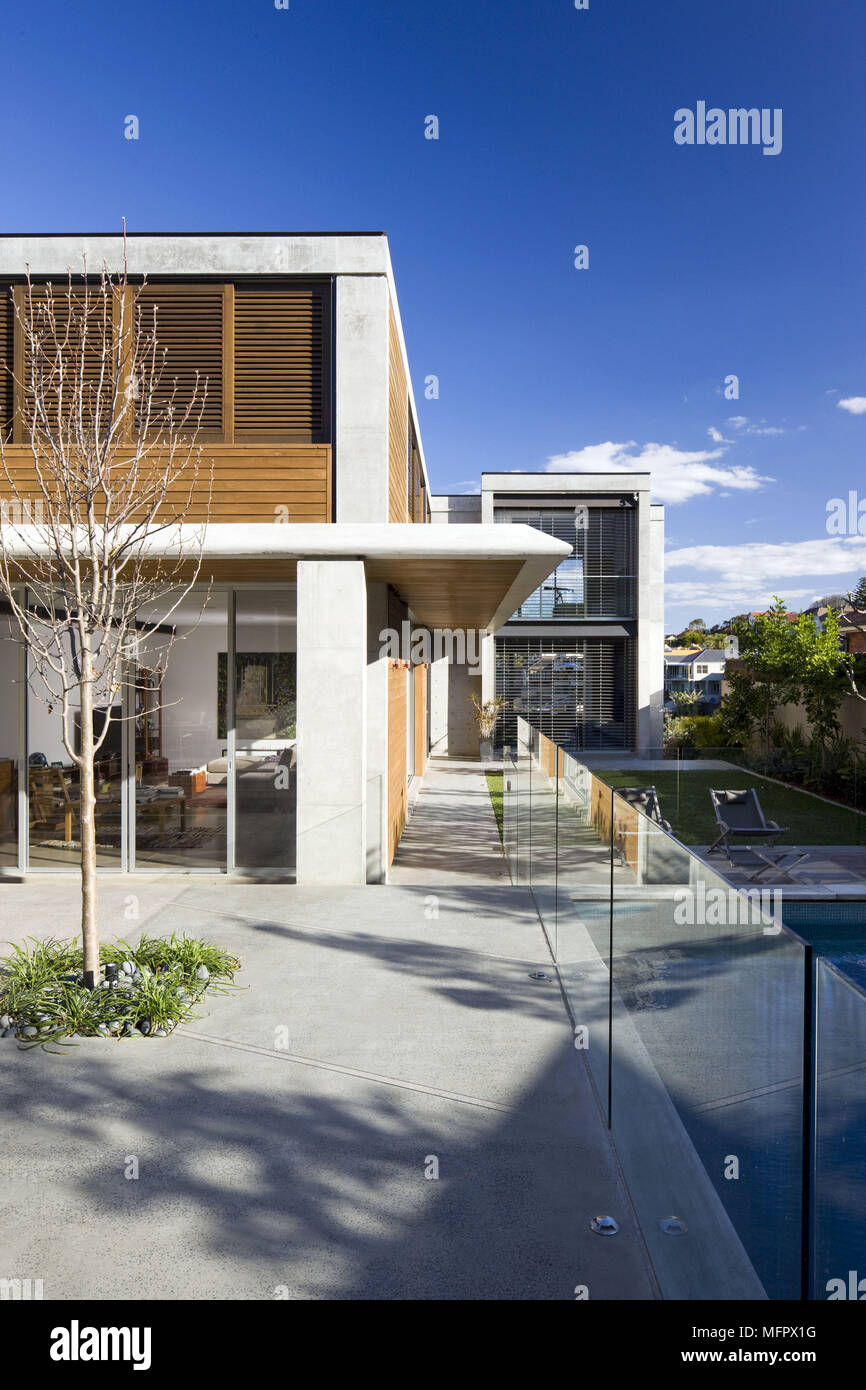 Exterior of modern house with terrace and swimming pool Stock Photo - Alamy