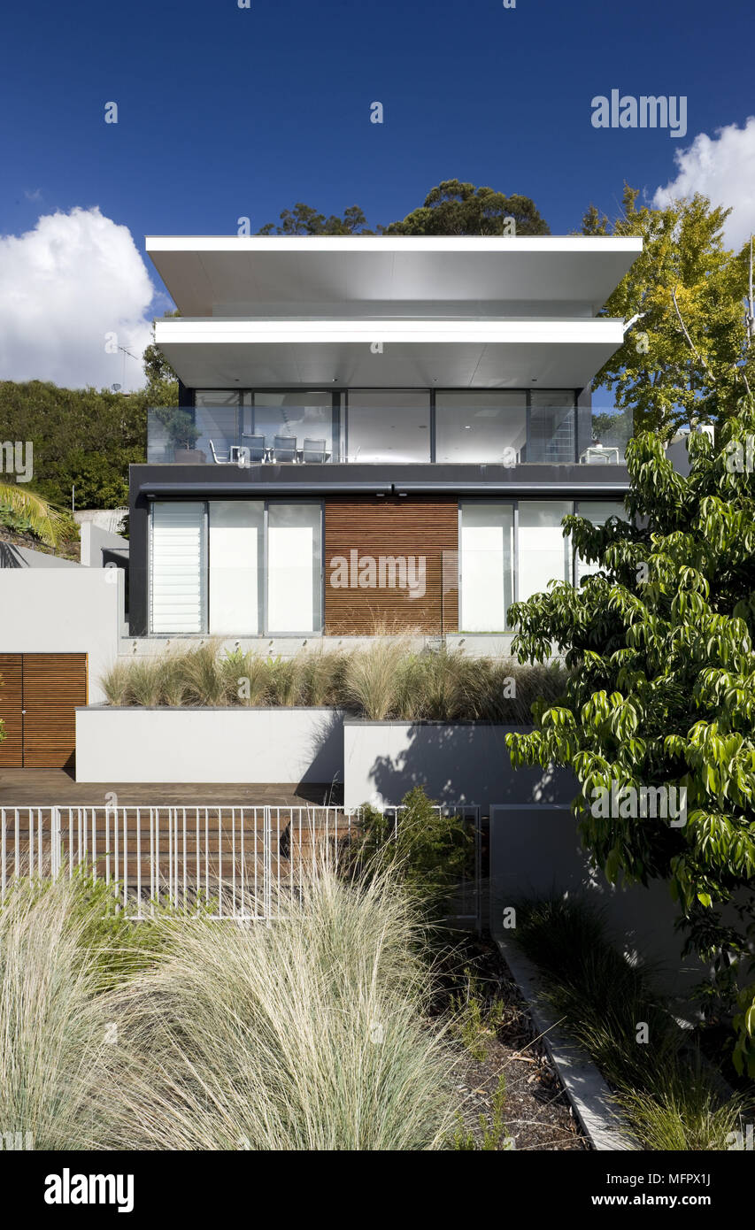 Australian architecture house veranda hi-res stock photography and ...