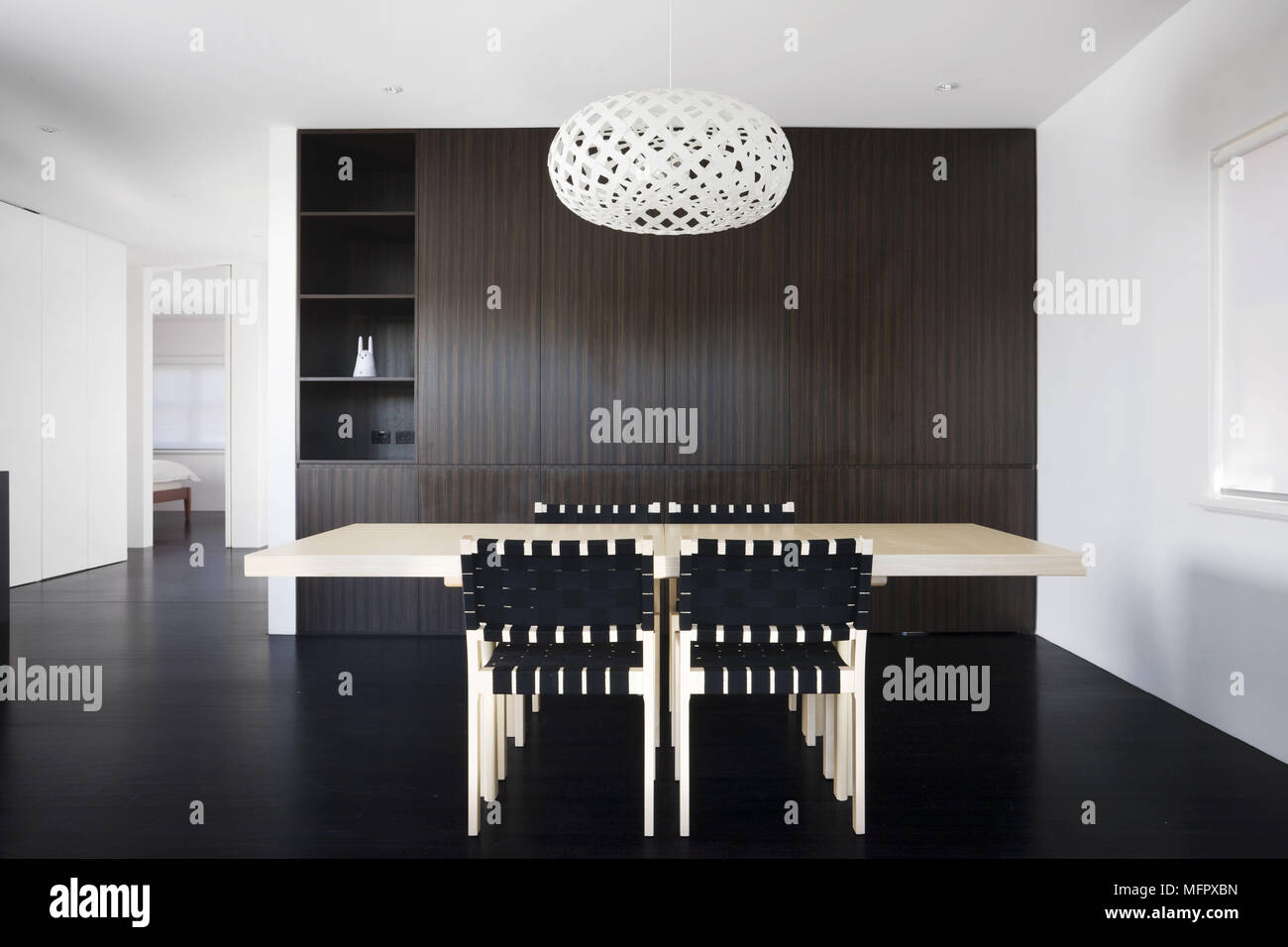 Minimalist dining hi-res stock photography and images - Alamy