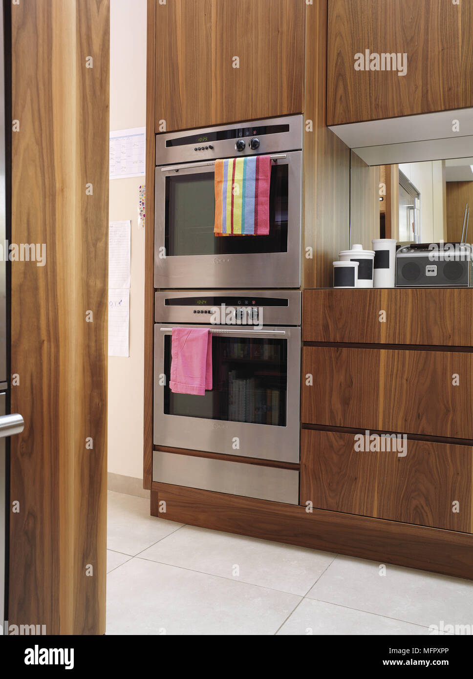 Gas hobs set in work top in modern kitchen Stock Photo - Alamy