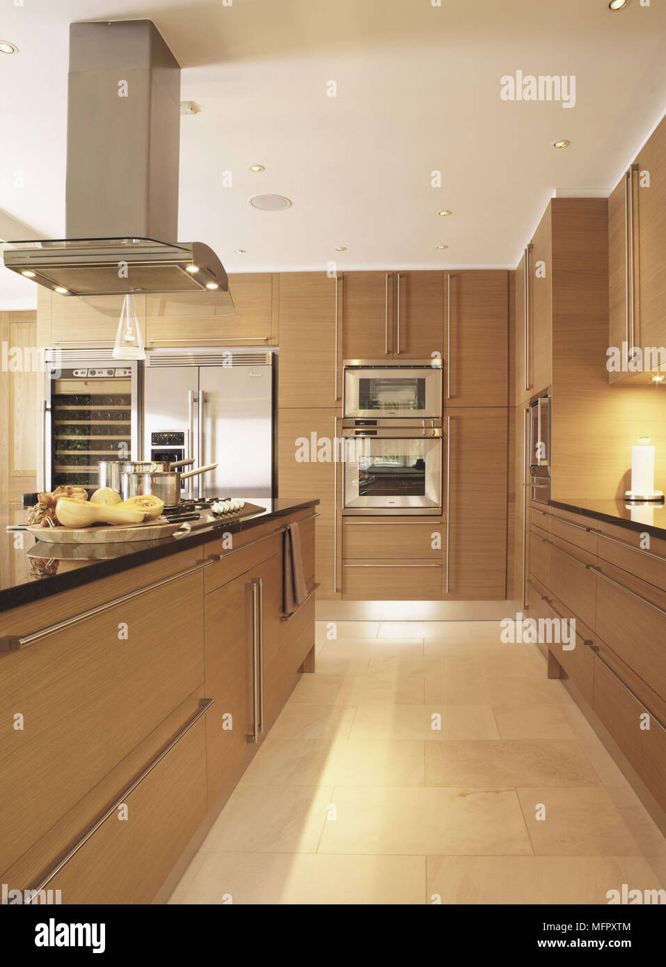 Modern kitchen with wooden units Stock Photo - Alamy