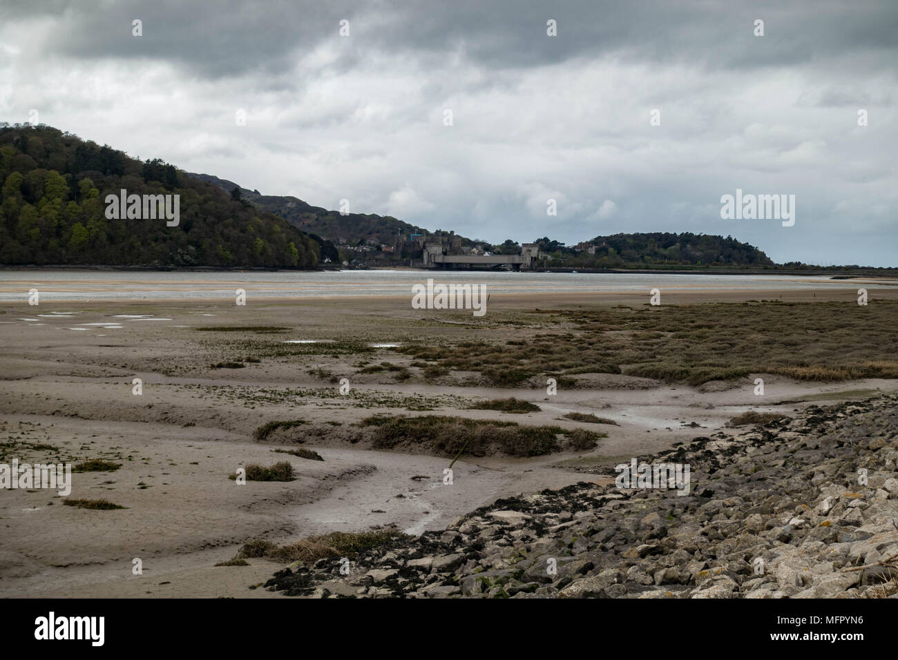Conwy estuary mudflats hi-res stock photography and images - Alamy