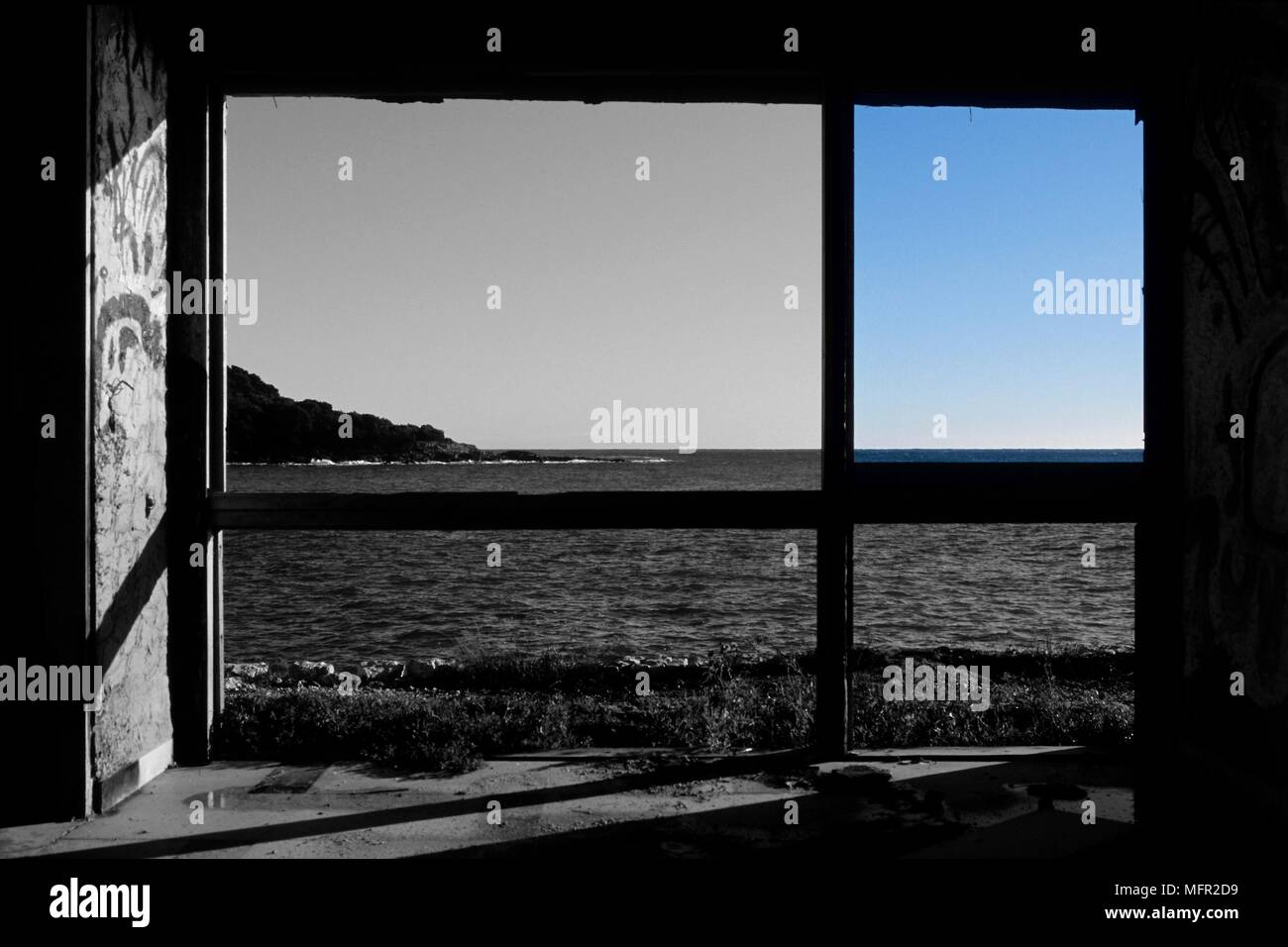 Bay window france hi-res stock photography and images - Alamy