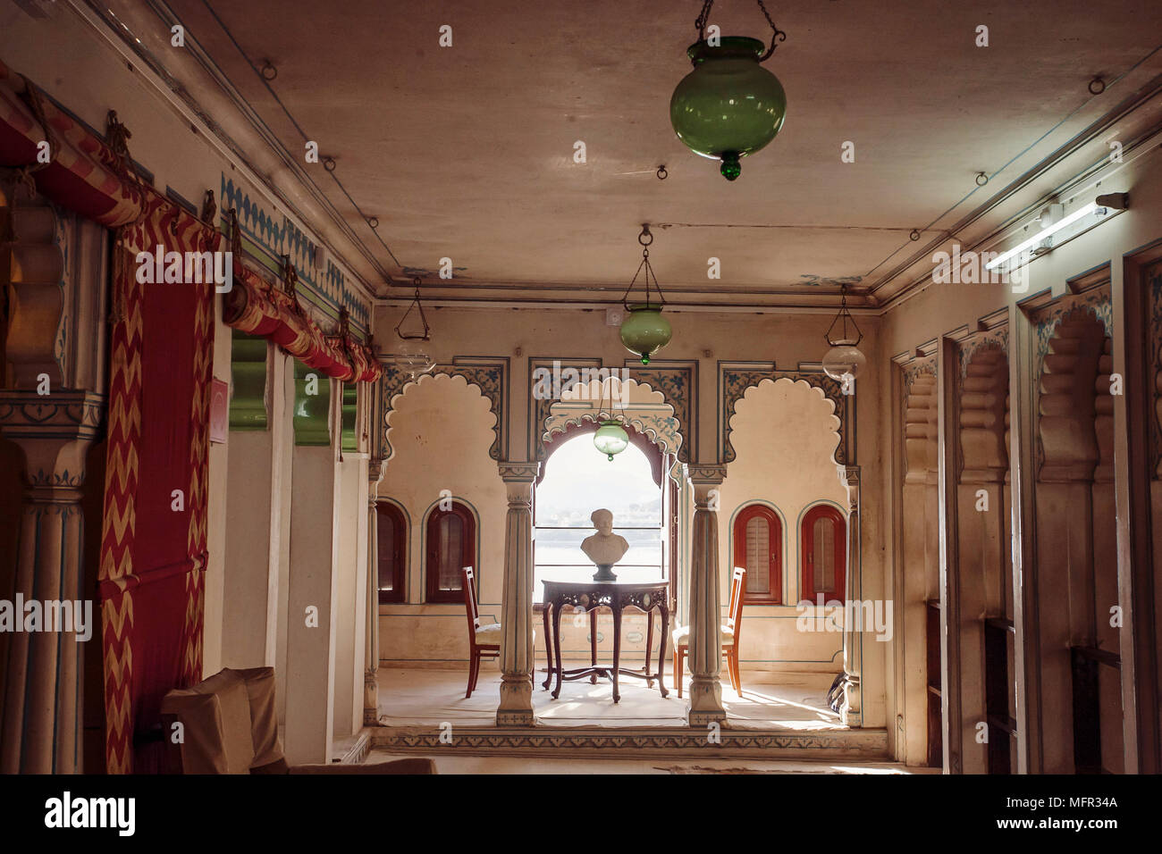 City palace udaipur interior hi-res stock photography and images - Alamy