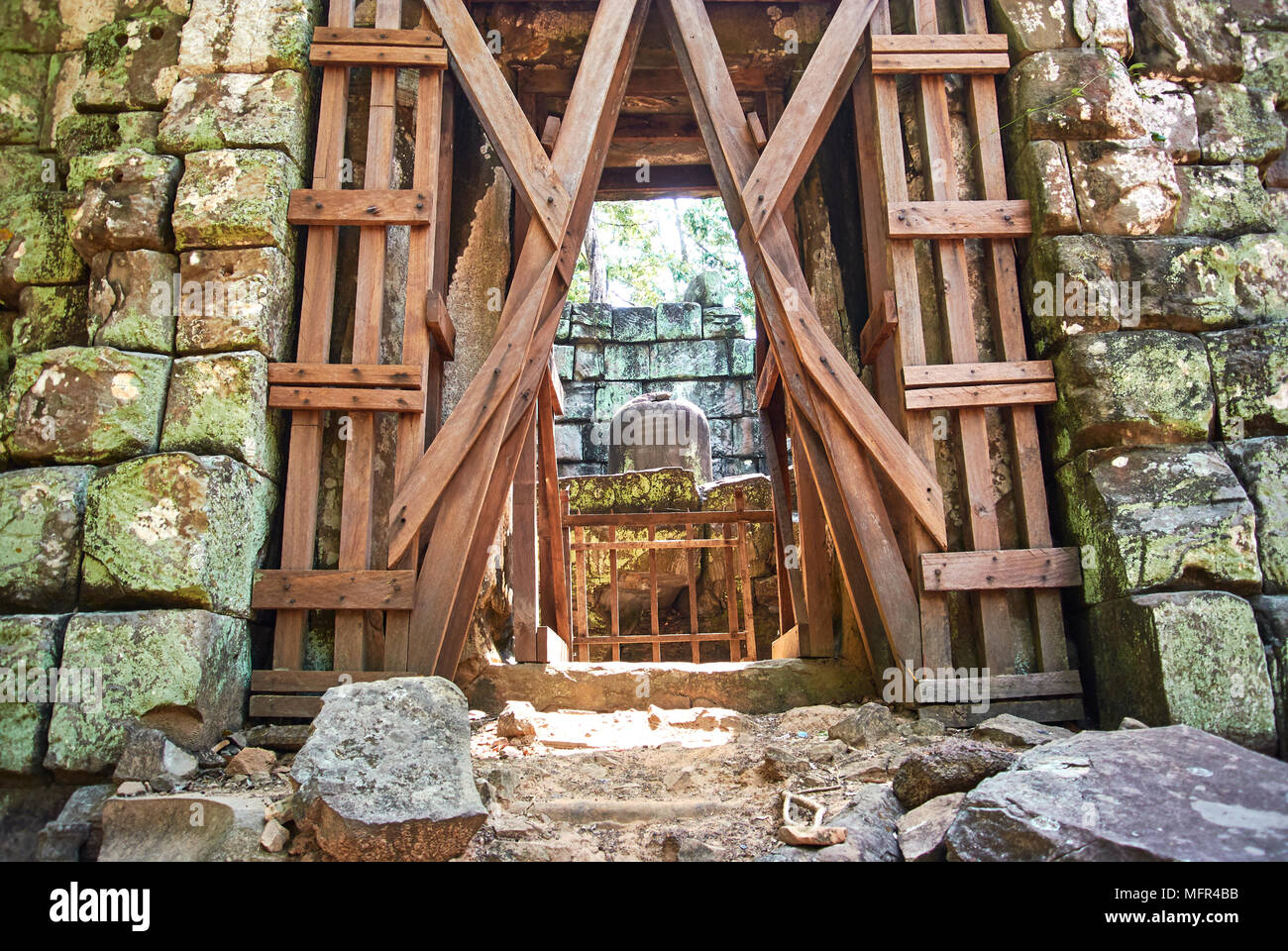 The monuments closest to Koh Ker`s main temple complex of Prasat Thom ...