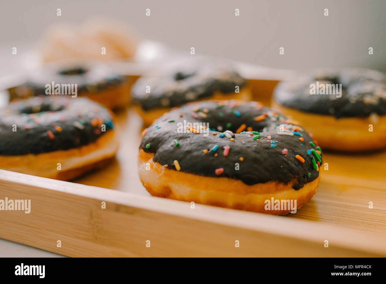 Tray doughnuts hi-res stock photography and images - Alamy