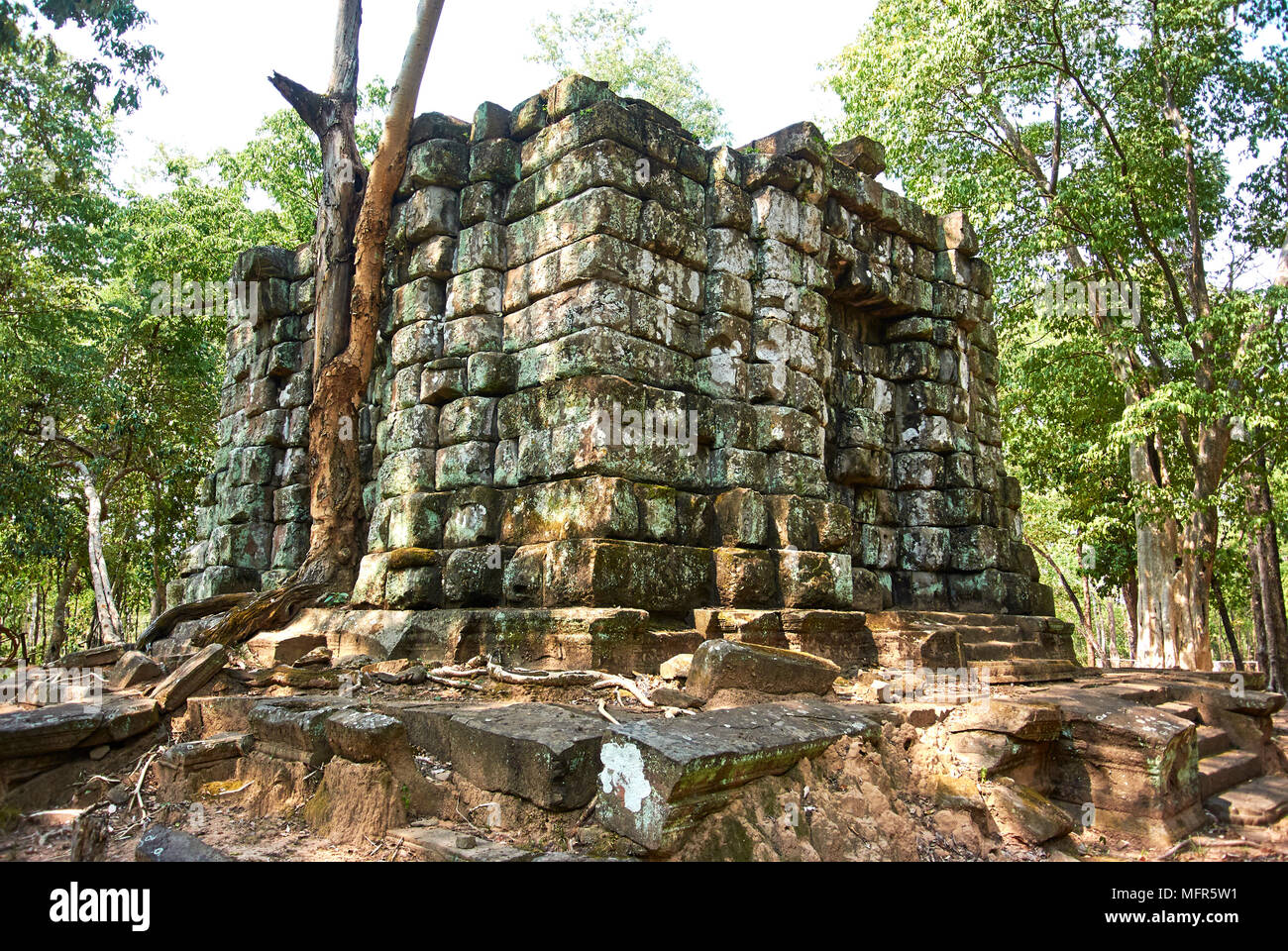 The monuments closest to Koh Ker`s main temple complex of Prasat Thom ...