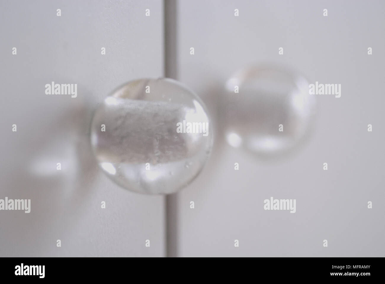 Pearl handles hi-res stock photography and images - Alamy