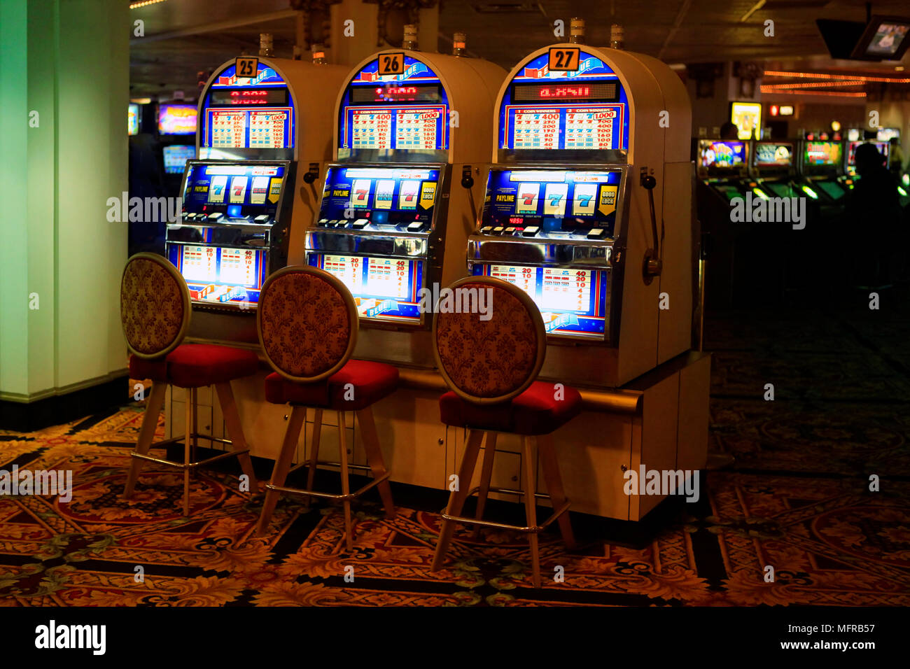 Slot machine row hi-res stock photography and images - Alamy