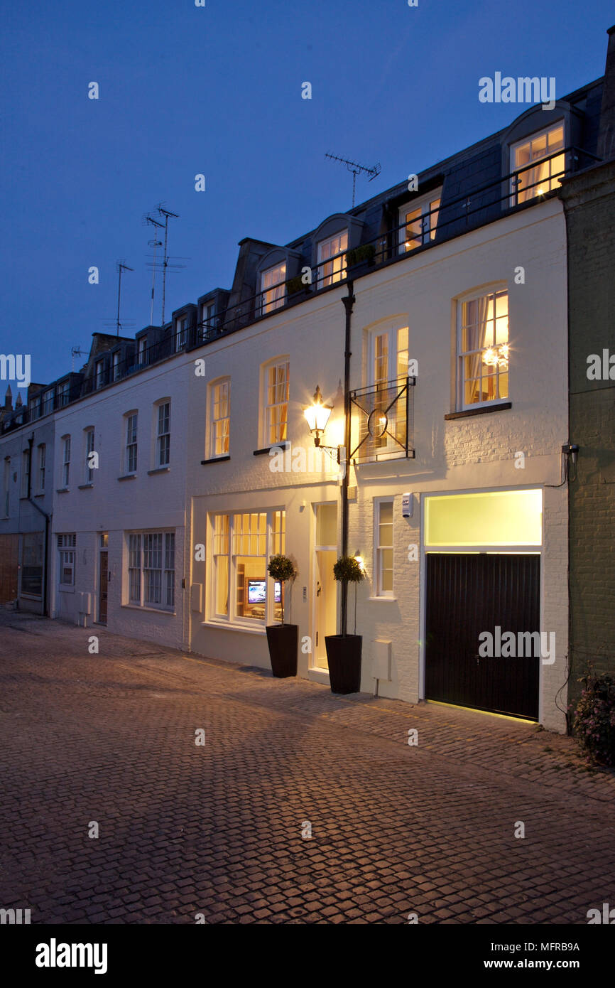Terrace house at night Stock Photo - Alamy