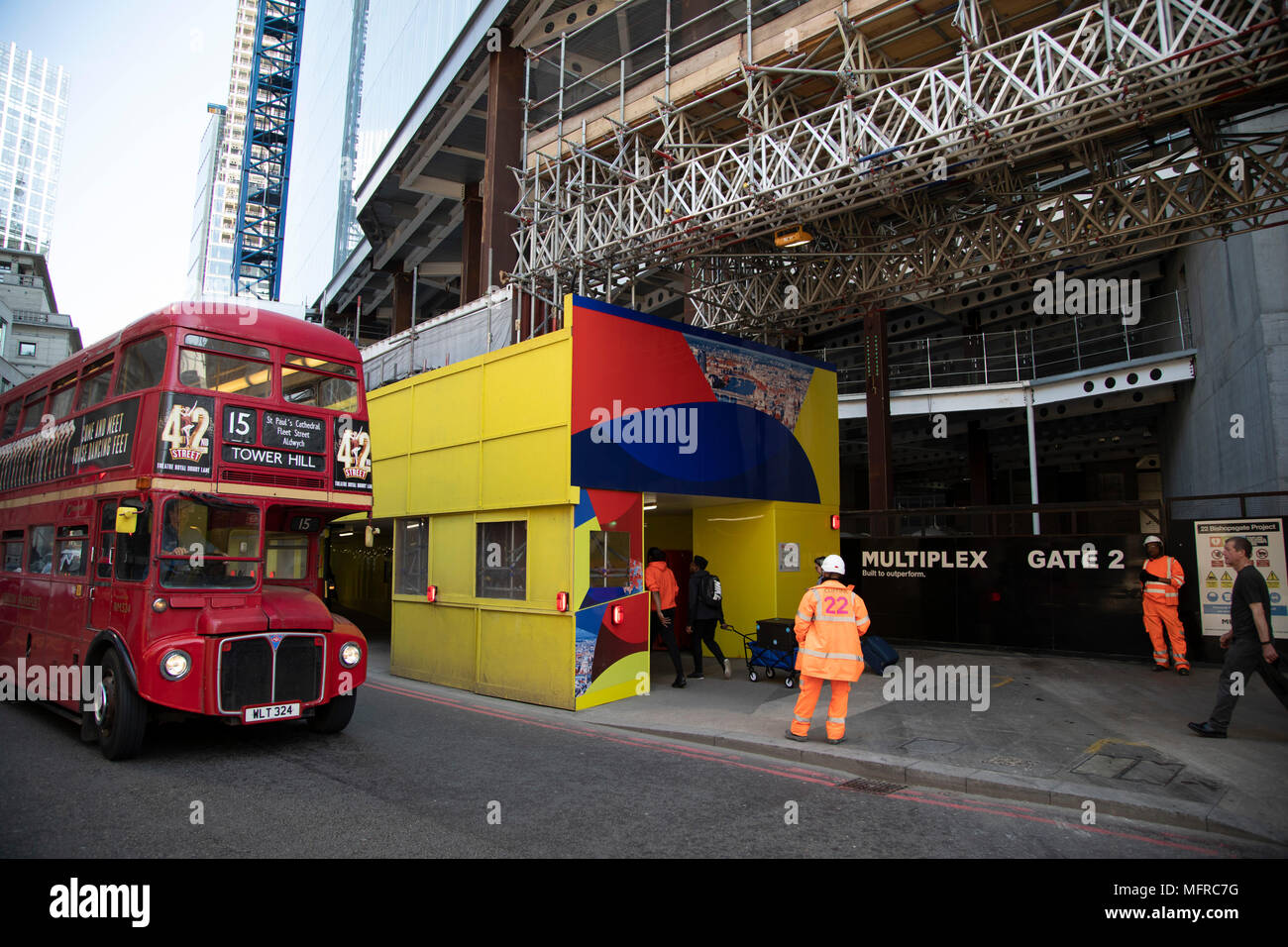 Construction site hoarding hi-res stock photography and images - Alamy
