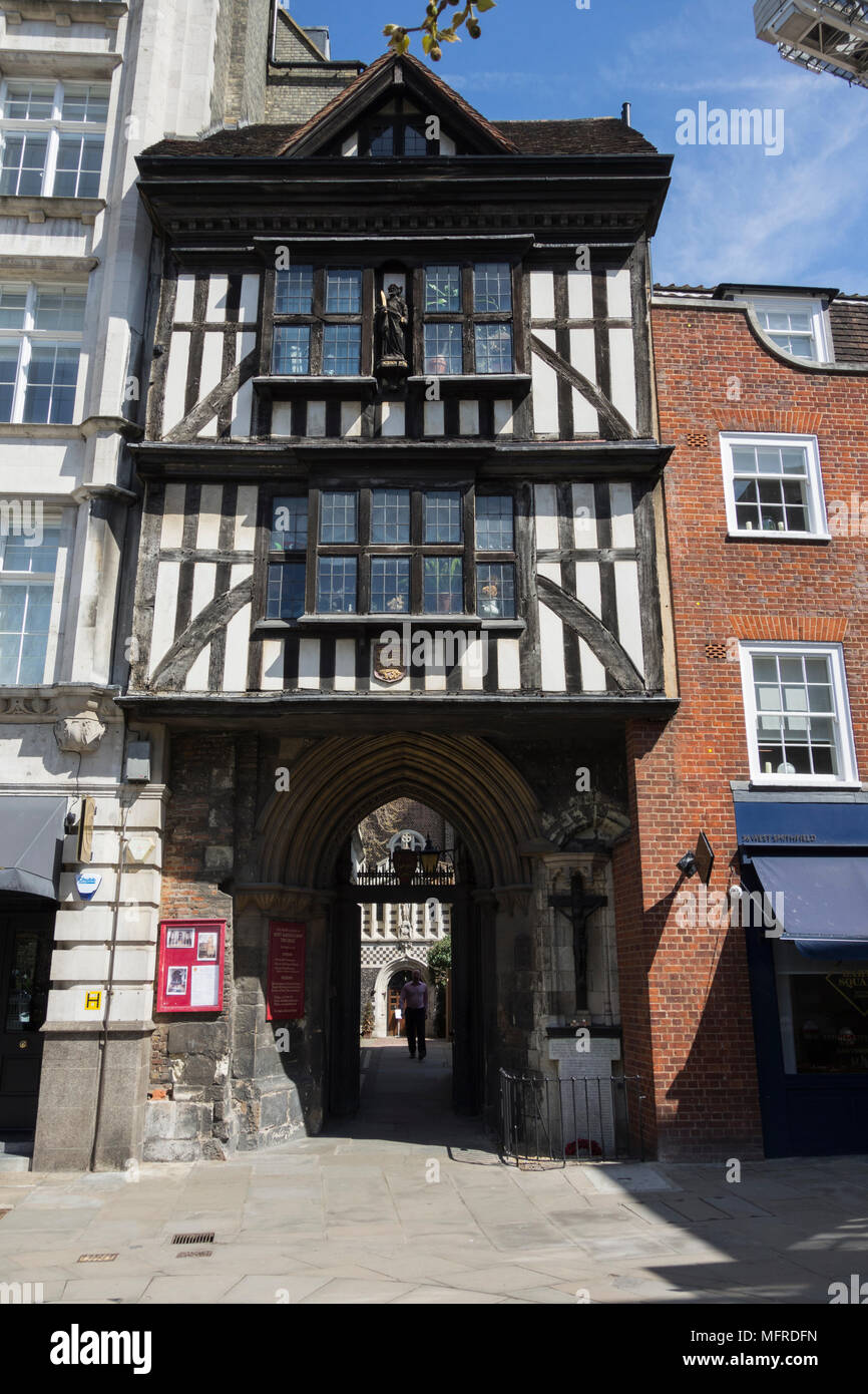 The Elizabethan Gatehouse to the church of St Bartholomew-the-Great ...