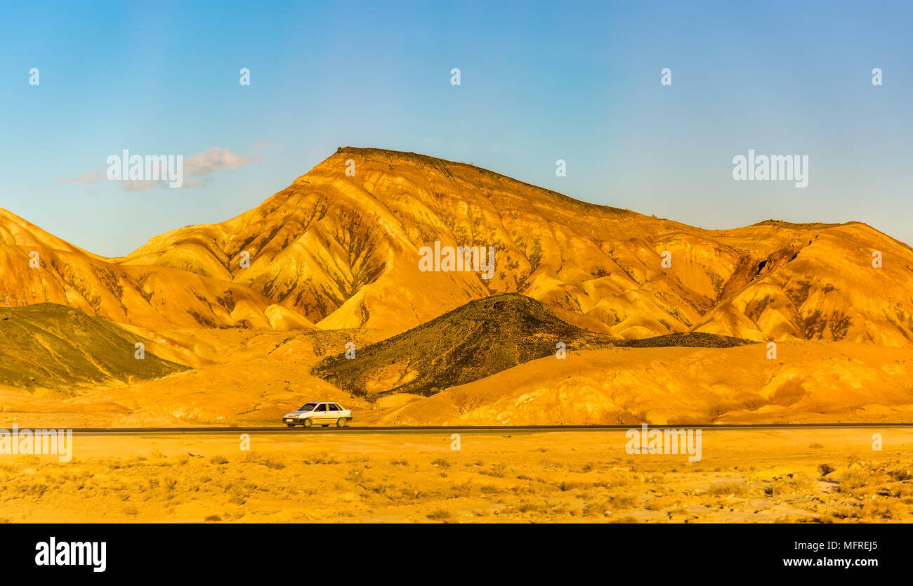 Motorway Tehran - Isfahan in Karkas Mountains, Iran Stock Photo - Alamy