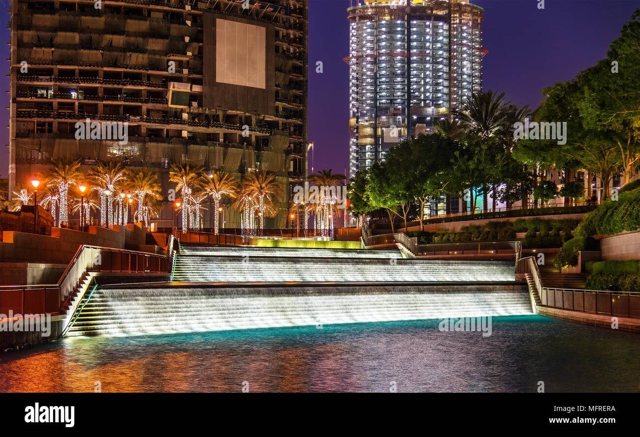 Burj khalifa lake park hi-res stock photography and images - Alamy