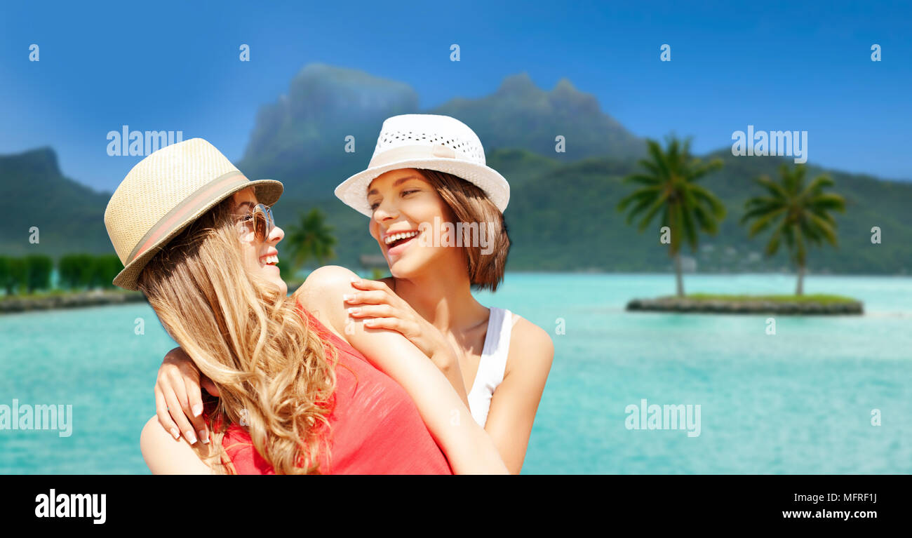 Women in bora bora beach hi-res stock photography and images - Alamy