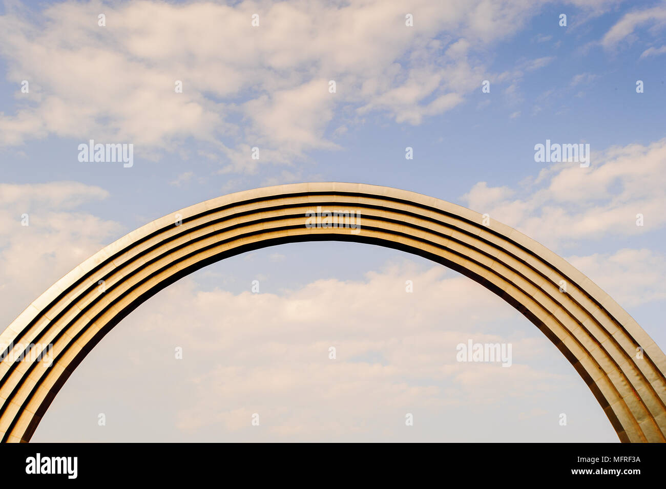 Unification arch hi-res stock photography and images - Alamy