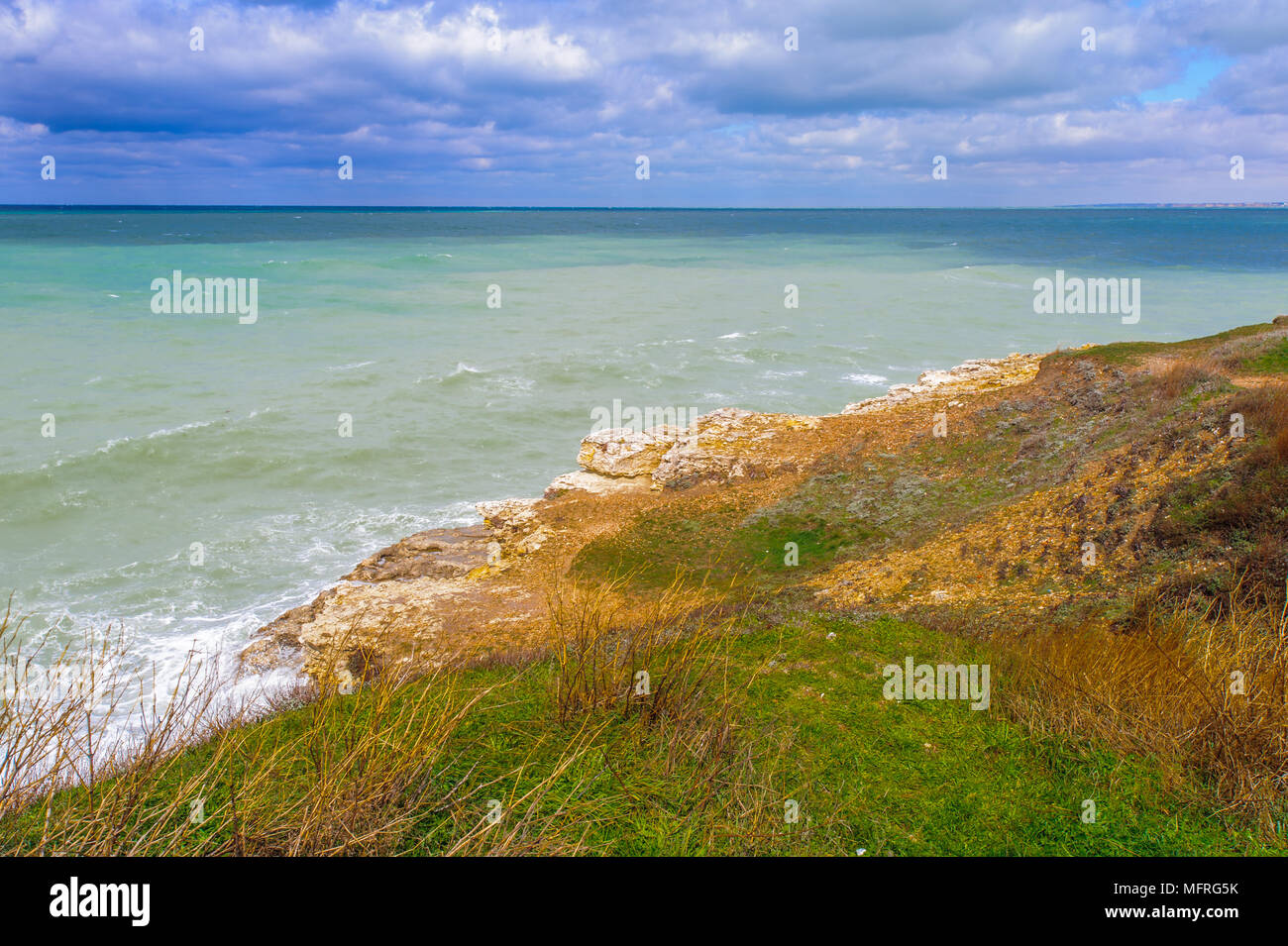 Water splashes over the rocks Stock Photo - Alamy