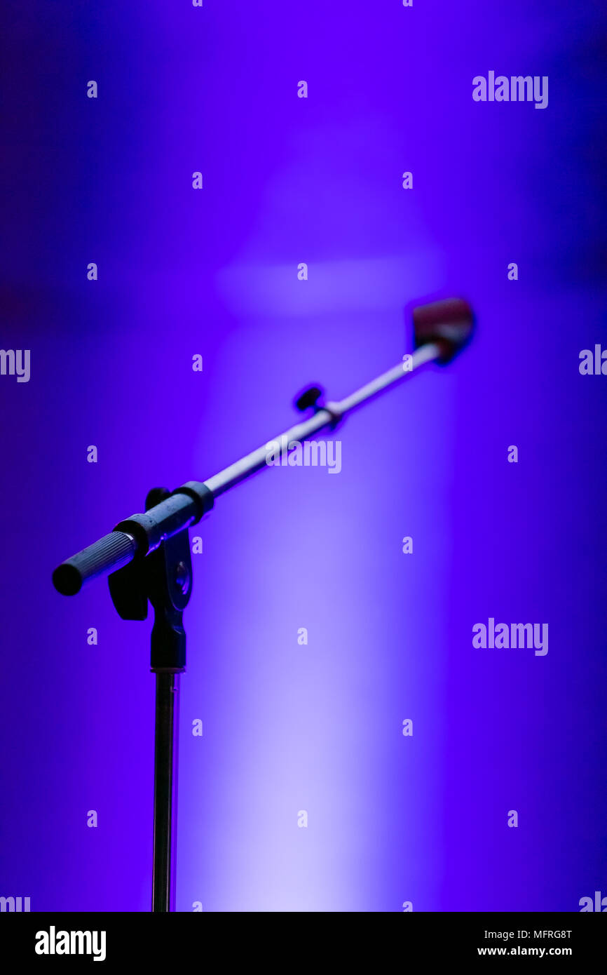 Microphone on empty stage concert hi-res stock photography and images ...
