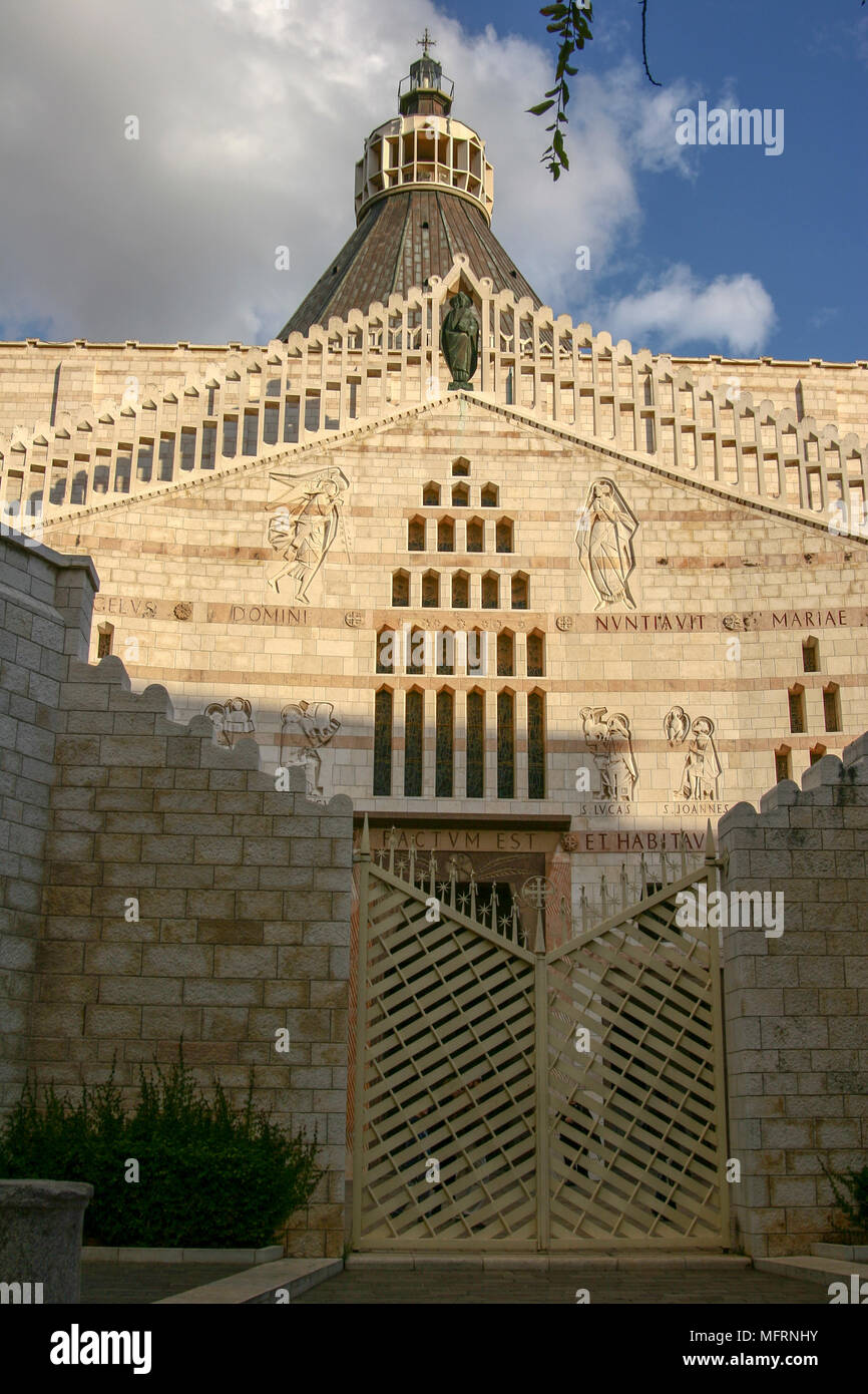 Outside basilica annunciation nazareth hi-res stock photography and ...
