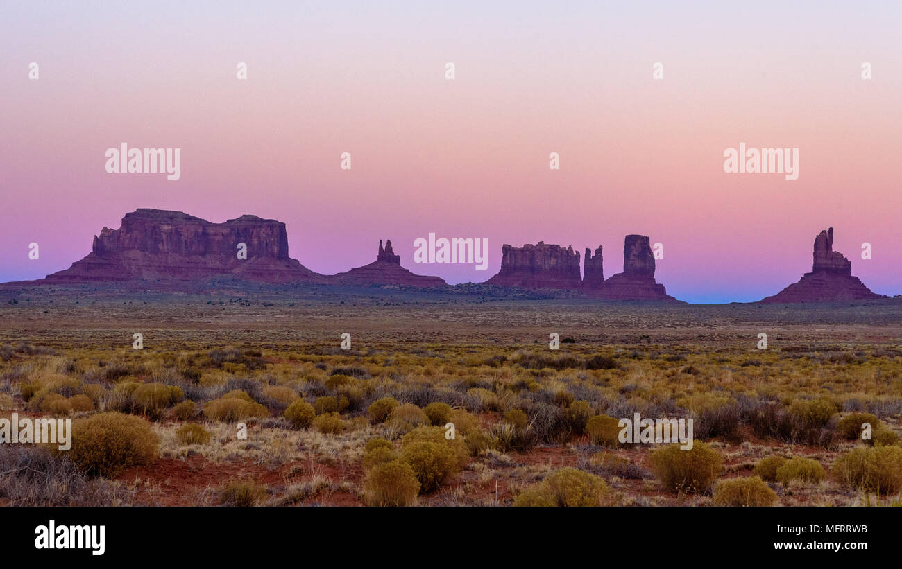 Pink rock valley hi-res stock photography and images - Alamy