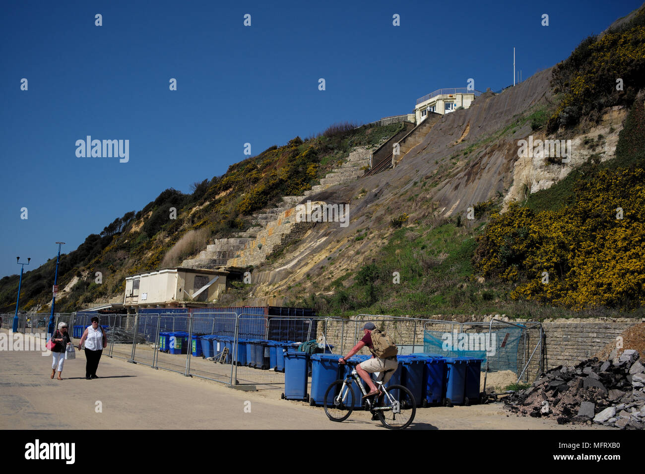Cliff structure hi-res stock photography and images - Alamy