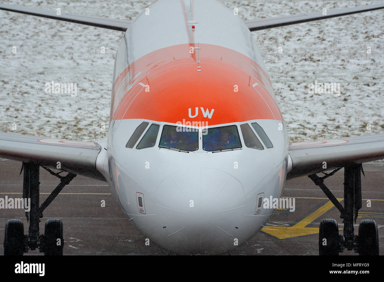 Easy Jet at Luton Airport, Bedfordshire, England, UK Stock Photo - Alamy