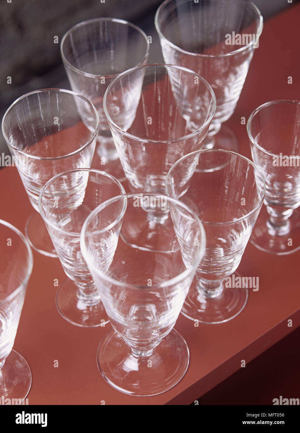 Medium sized objects hi-res stock photography and images - Alamy