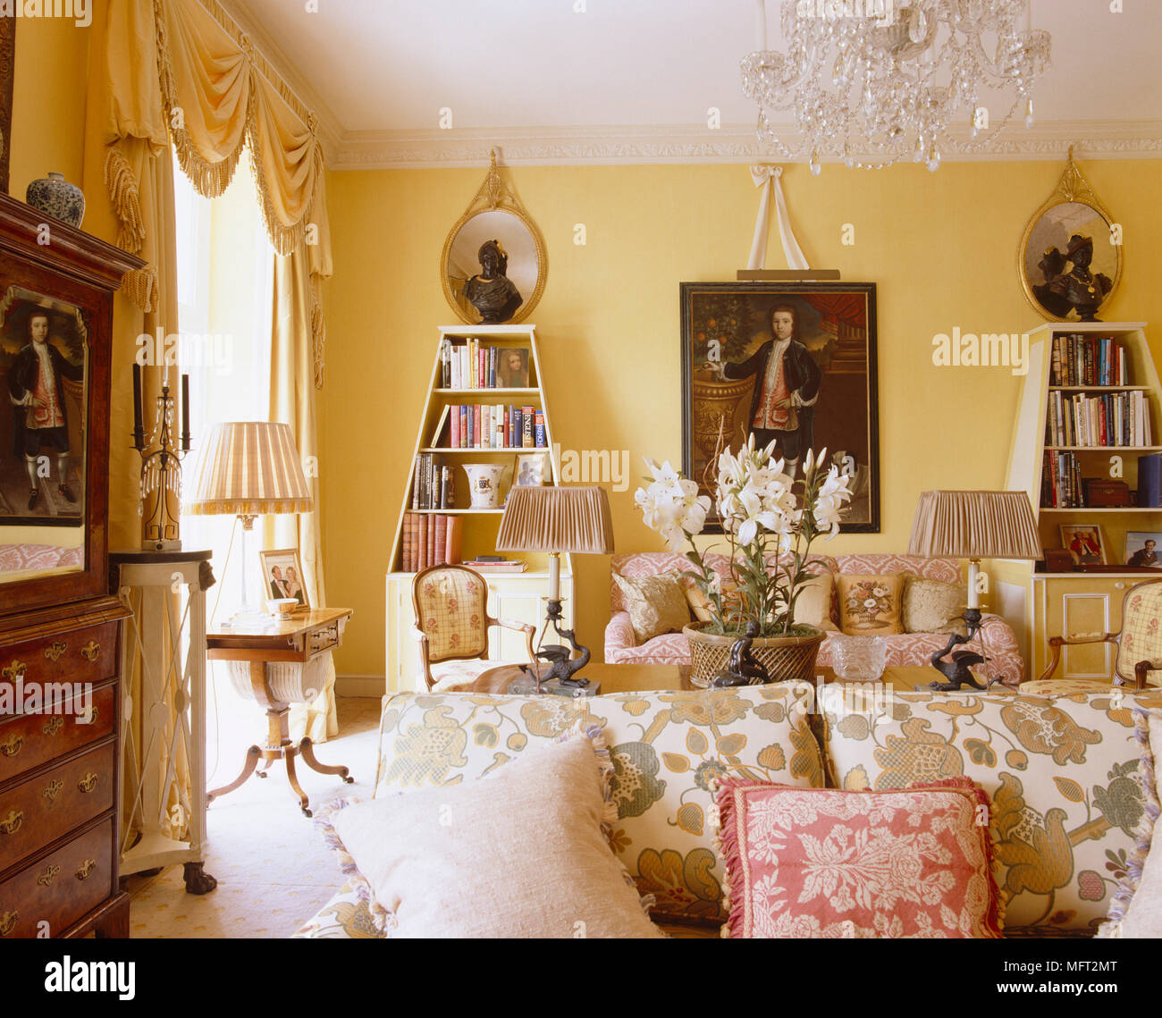 Yellow sitting room upholstered sofa floral hi-res stock photography ...