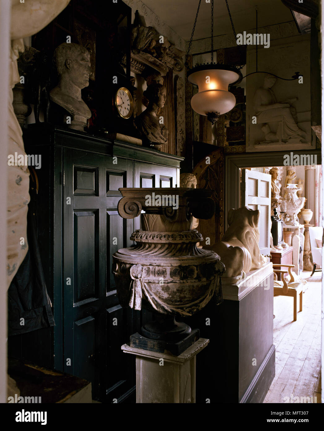 Traditional hallway detail urn on plinth panelling Interiors hallways ...