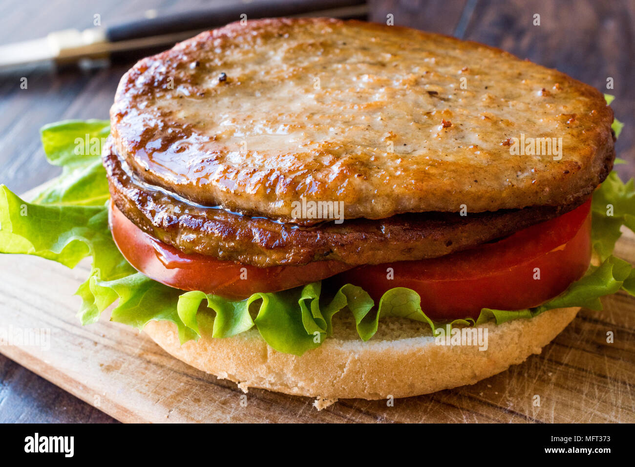 Open burger plate hi-res stock photography and images - Alamy