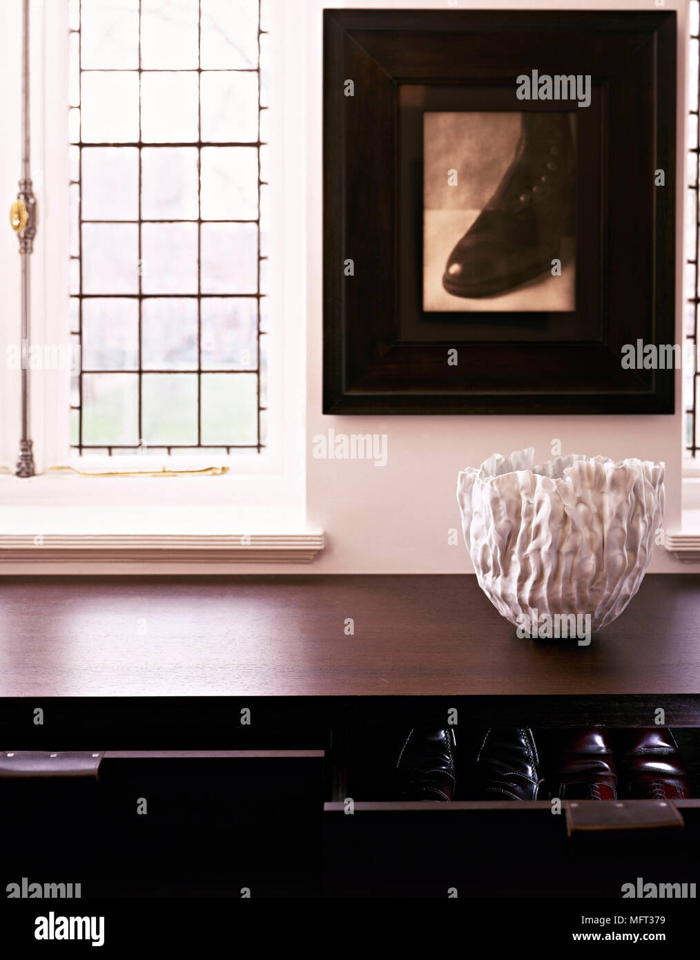 Leaded light windows hi-res stock photography and images - Alamy