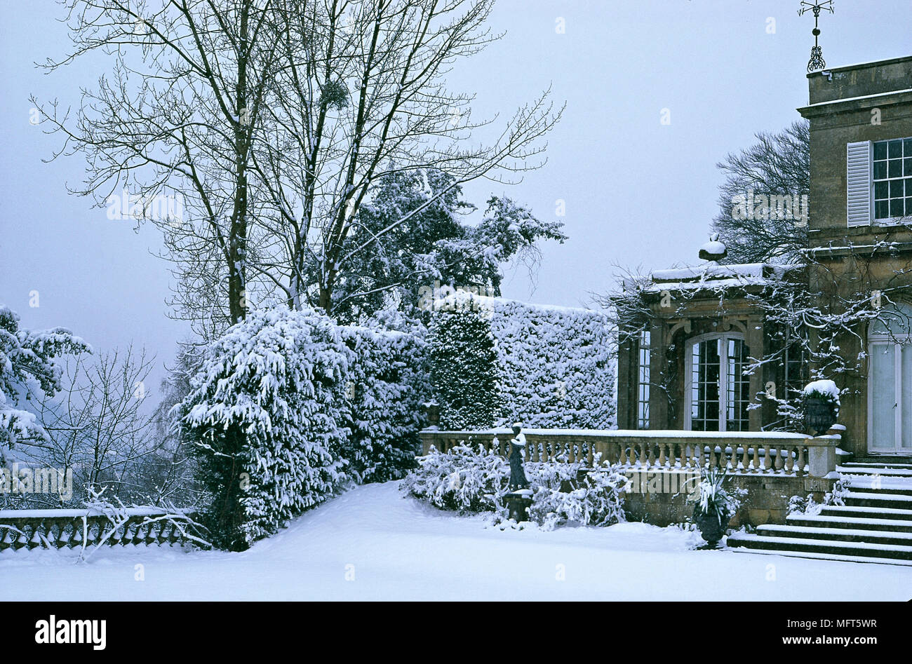 Georgian country house hi-res stock photography and images - Alamy