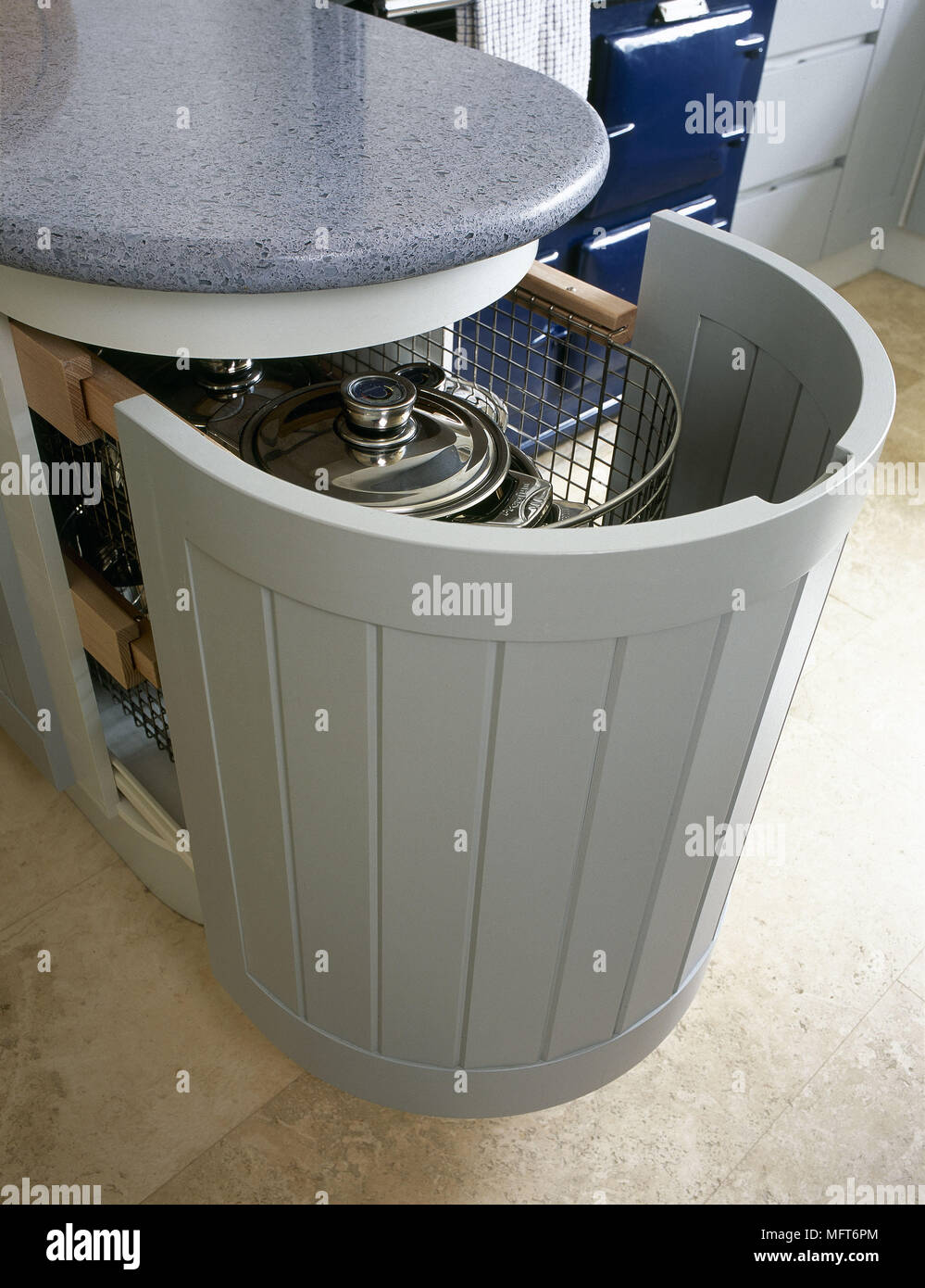 Detail of curved kitchen storage unit Stock Photo - Alamy