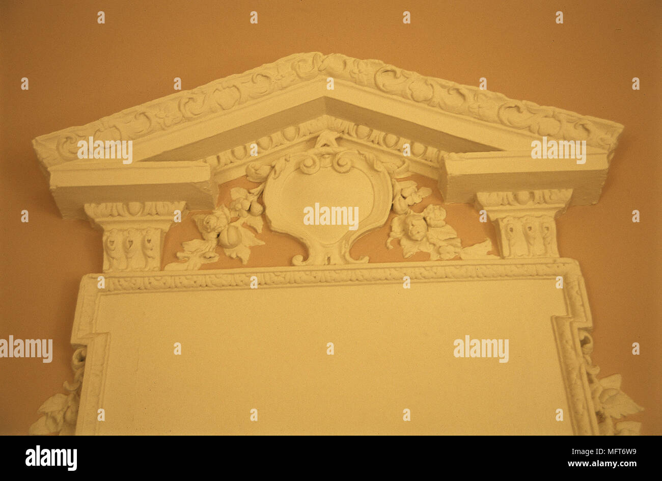 Detail of the pediment hi-res stock photography and images - Alamy