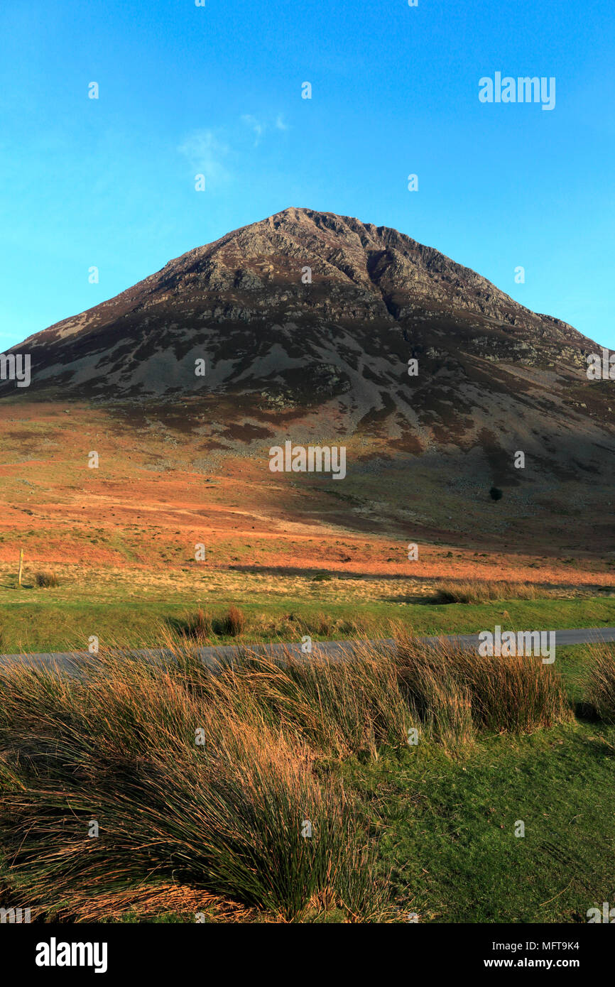Grasmoor Fell, Crummock Water, Lake District National Park, Cumbria ...