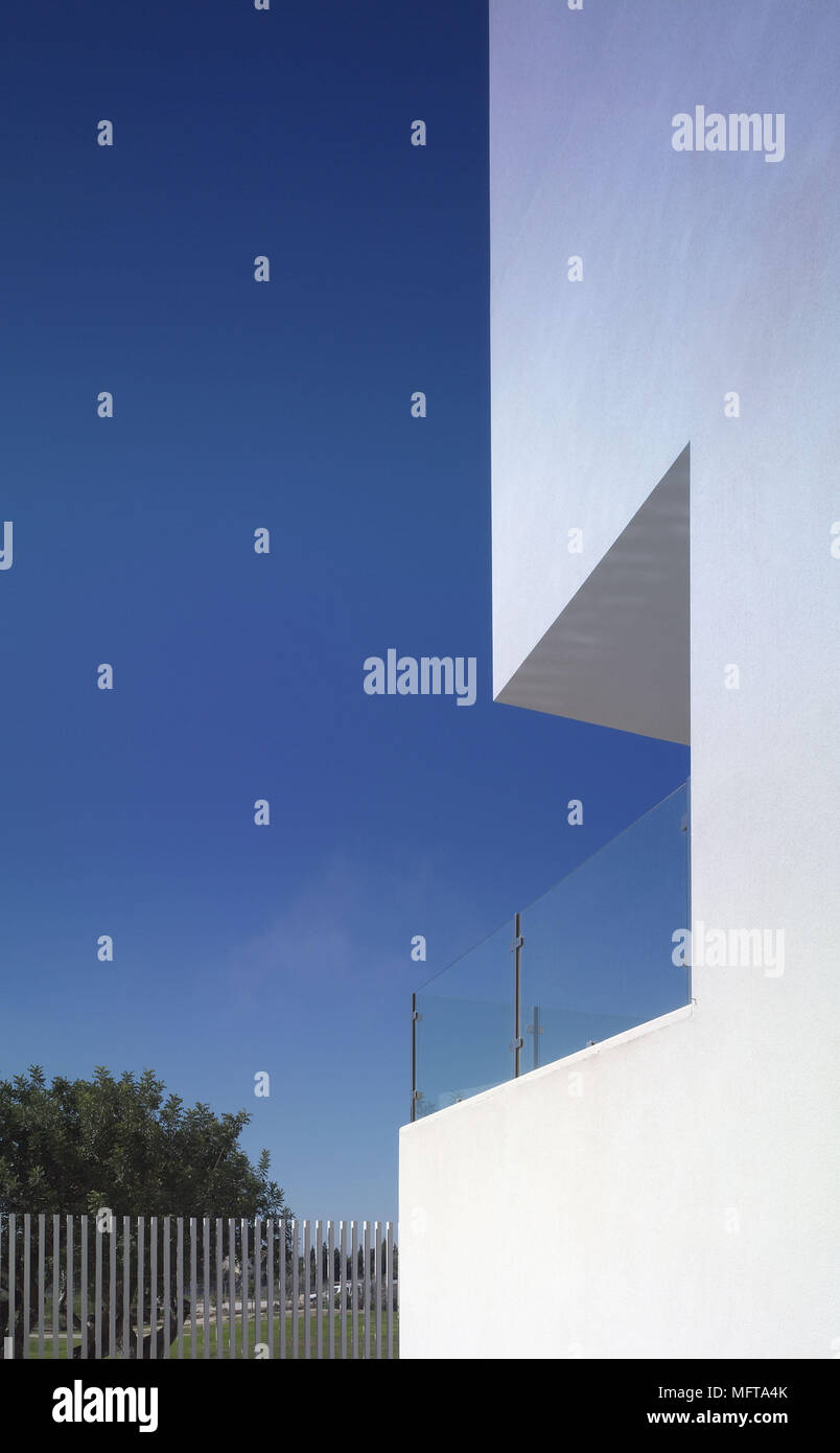 Exterior of new build whitewashed house Stock Photo - Alamy