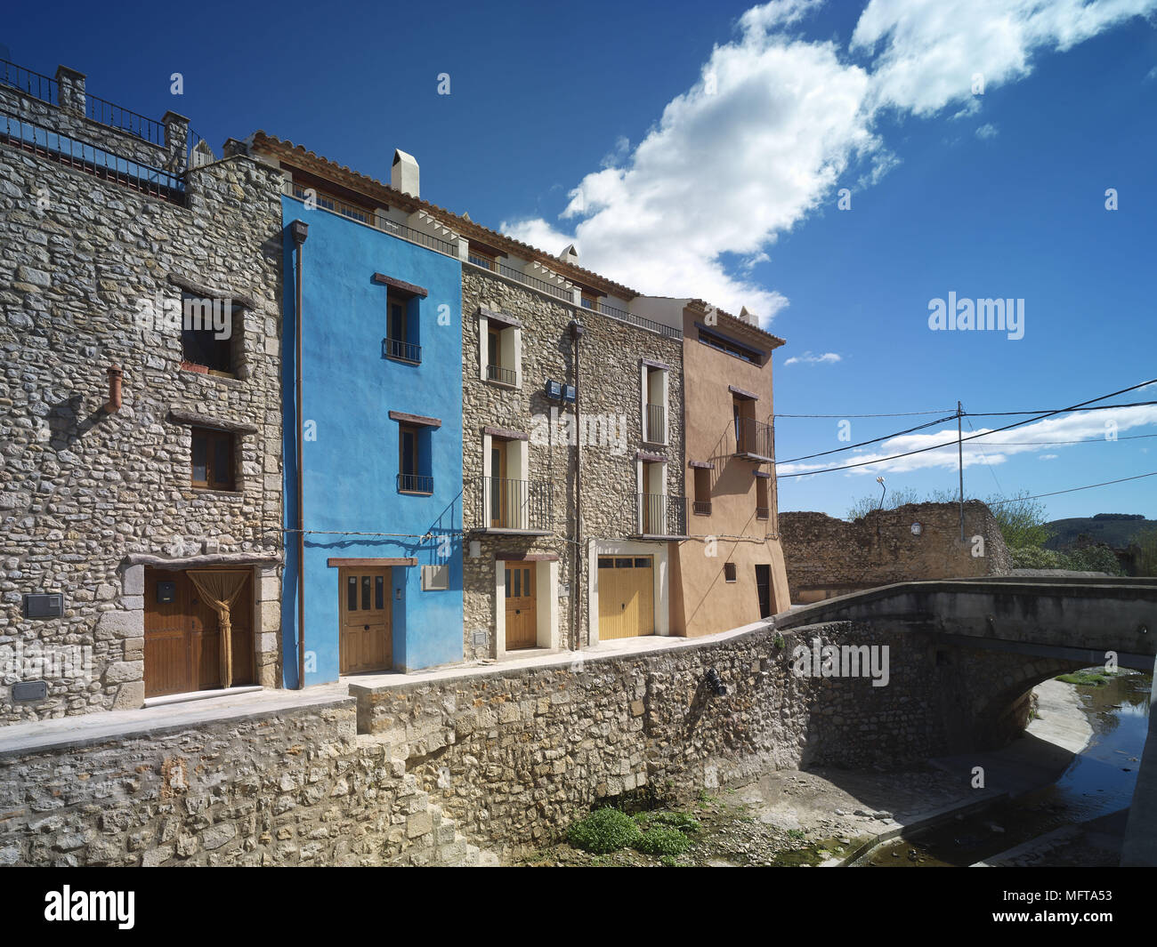 Exterior of rustic stone terraced houses Stock Photo - Alamy