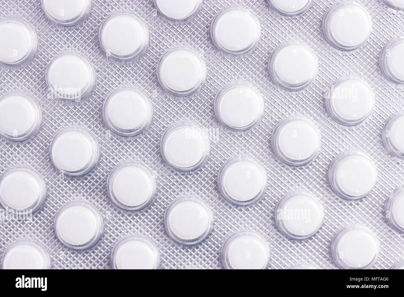 Back of tablet packet hi-res stock photography and images - Alamy