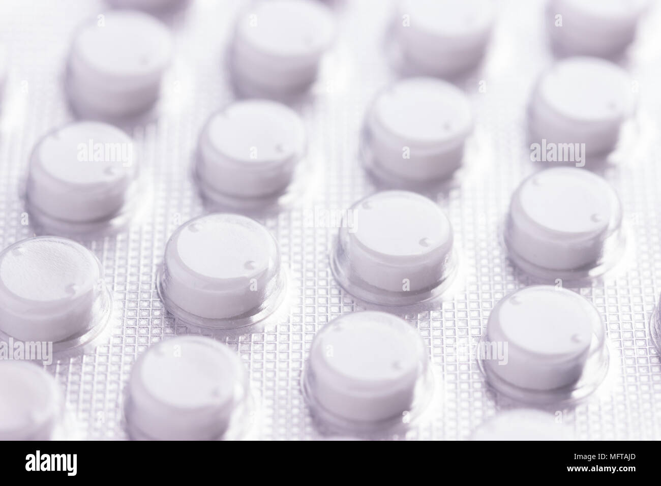 Back of tablet packet hi-res stock photography and images - Alamy