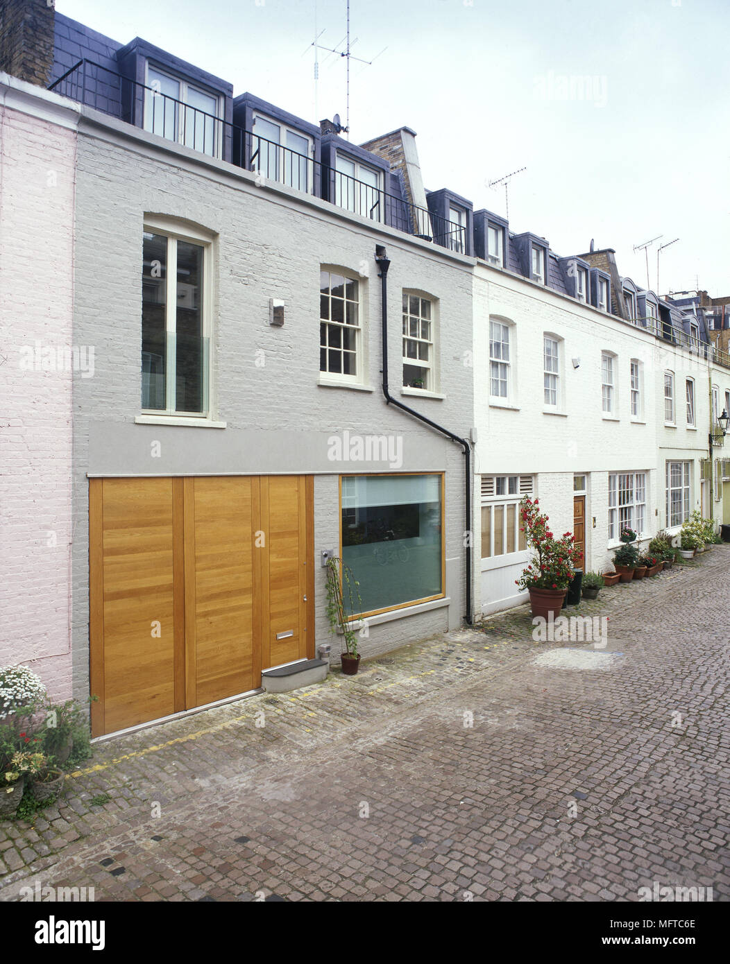 Three story row houses in hi-res stock photography and images - Alamy