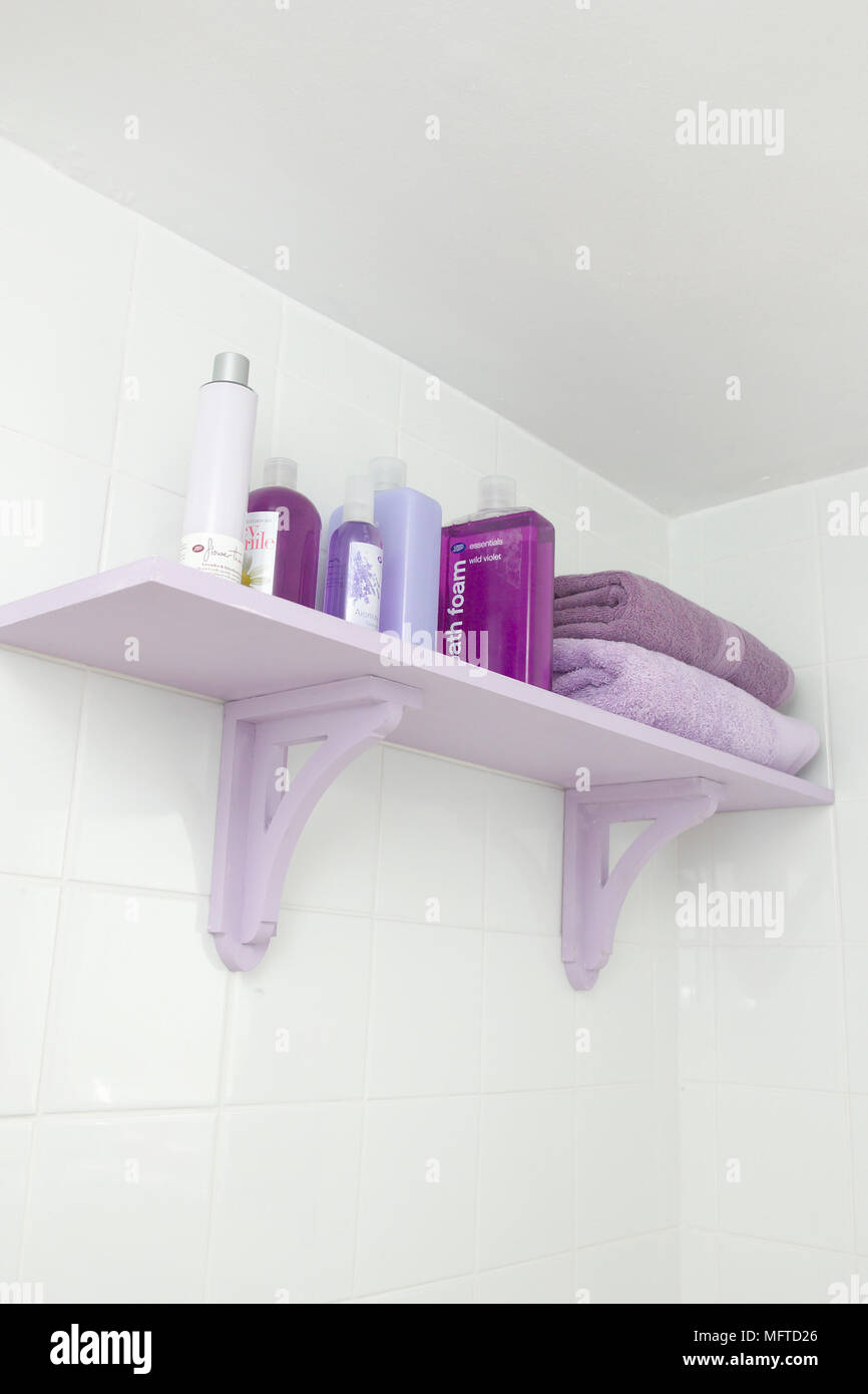 Toiletries vertical hi-res stock photography and images - Alamy