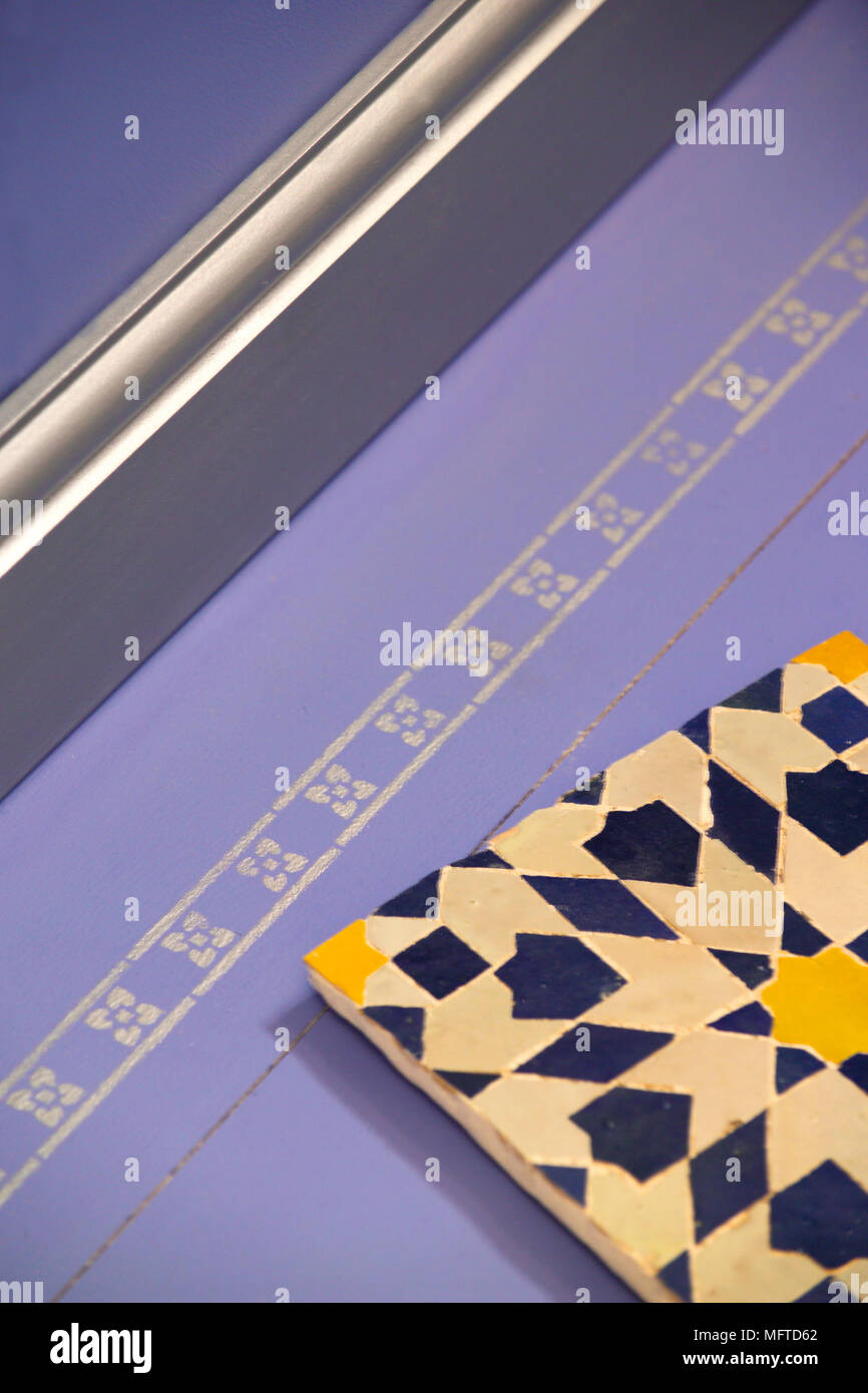 Stencilled image hi-res stock photography and images - Alamy