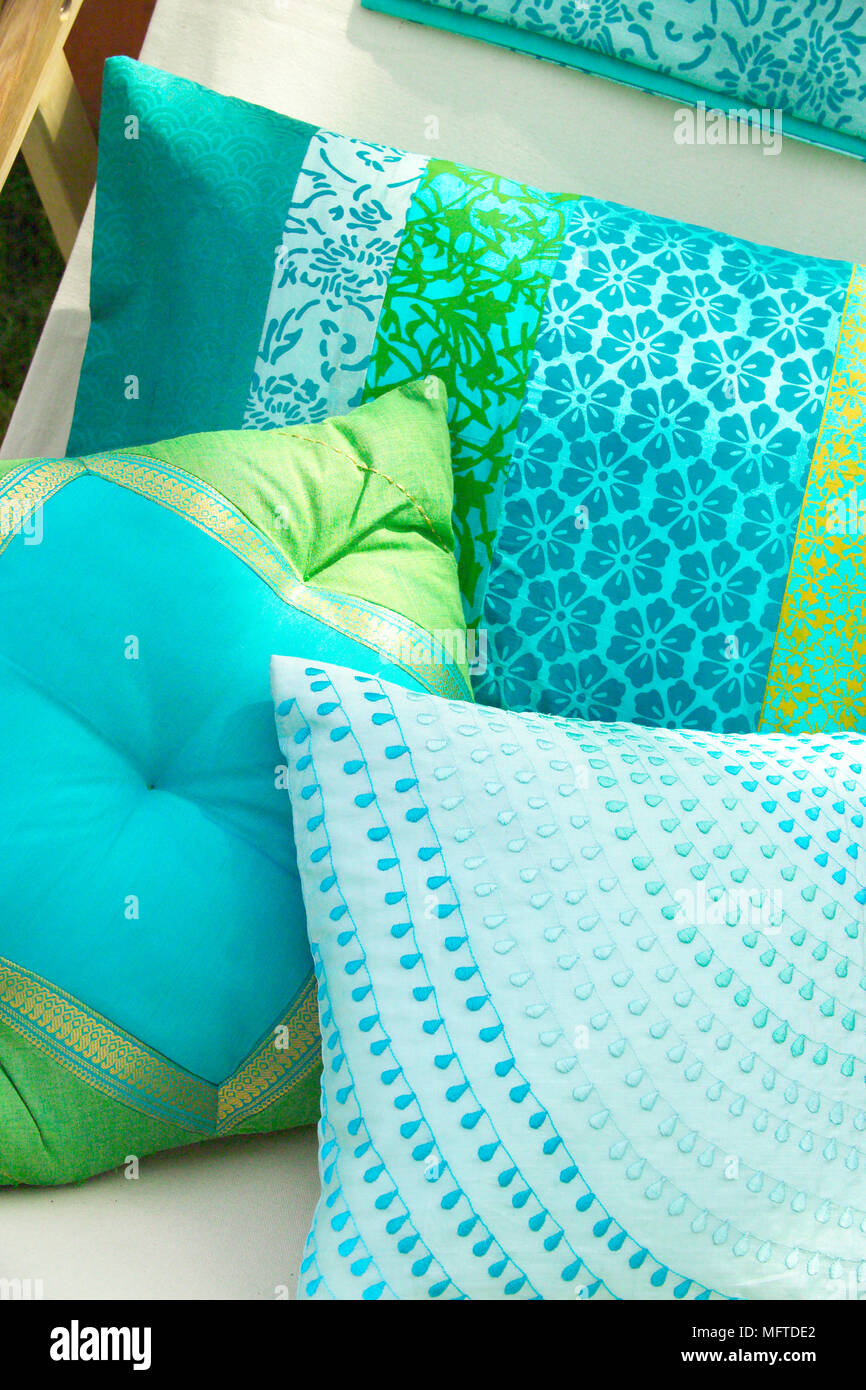 Blue cushions hi-res stock photography and images - Alamy