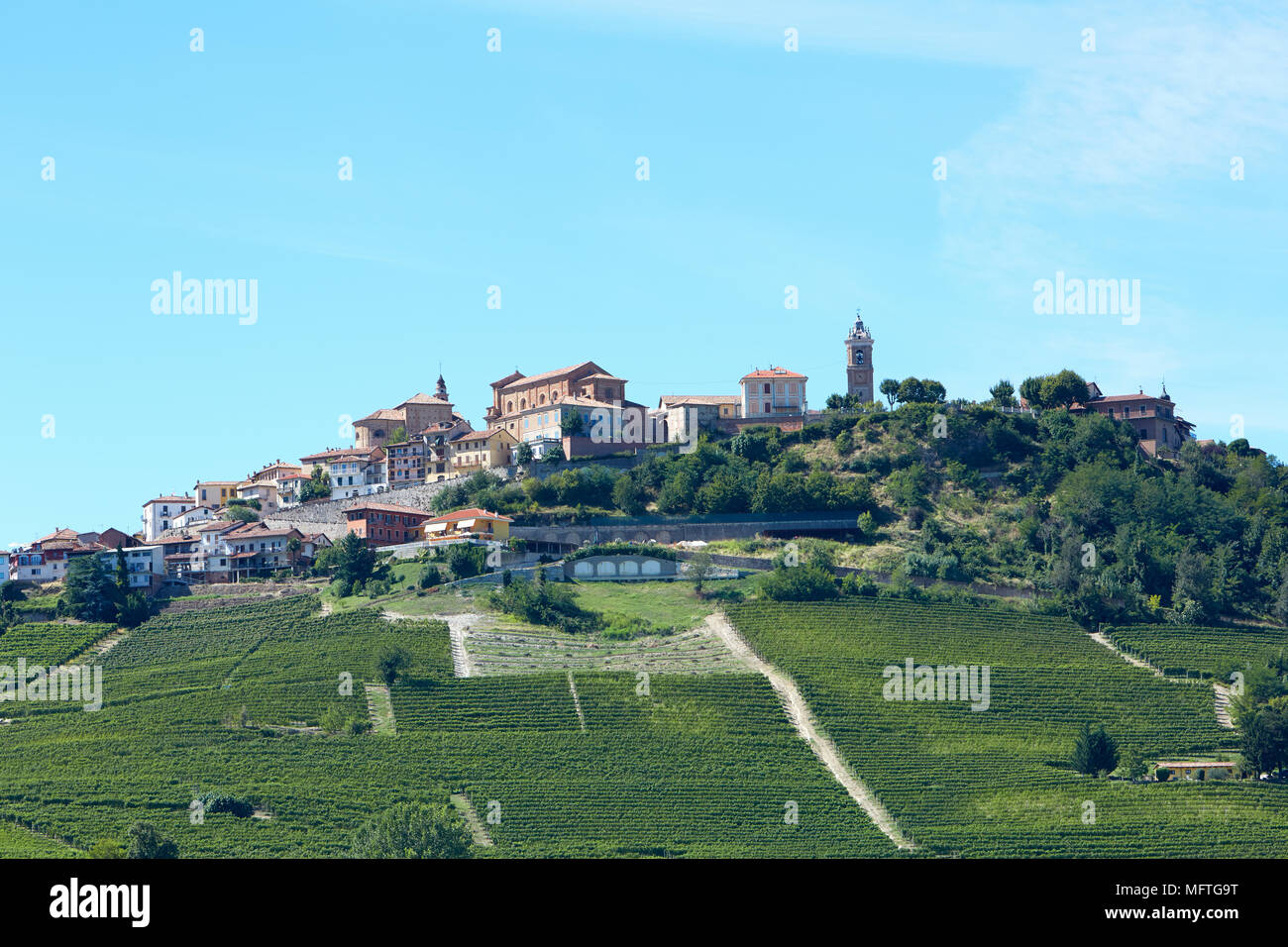 La morra italy hi-res stock photography and images - Alamy