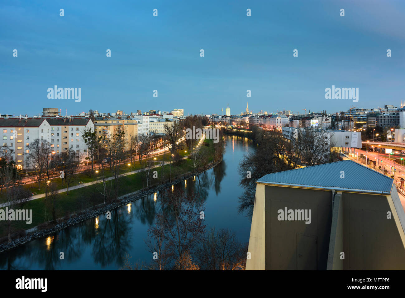 Wien, Vienna: river Donaukanal (Danube channel), view to old town with ...